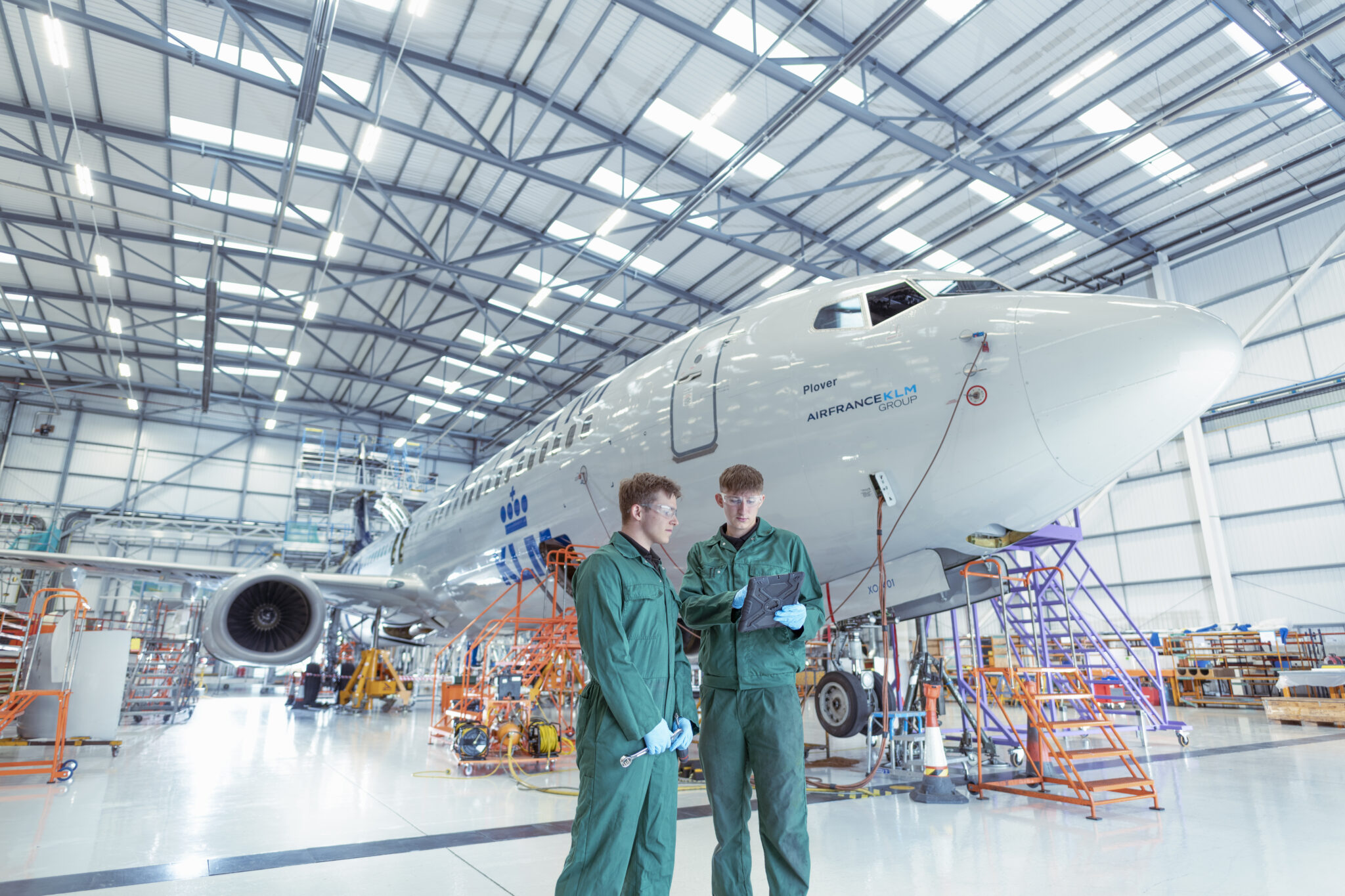 Apprentice Program – KLM UK Engineering